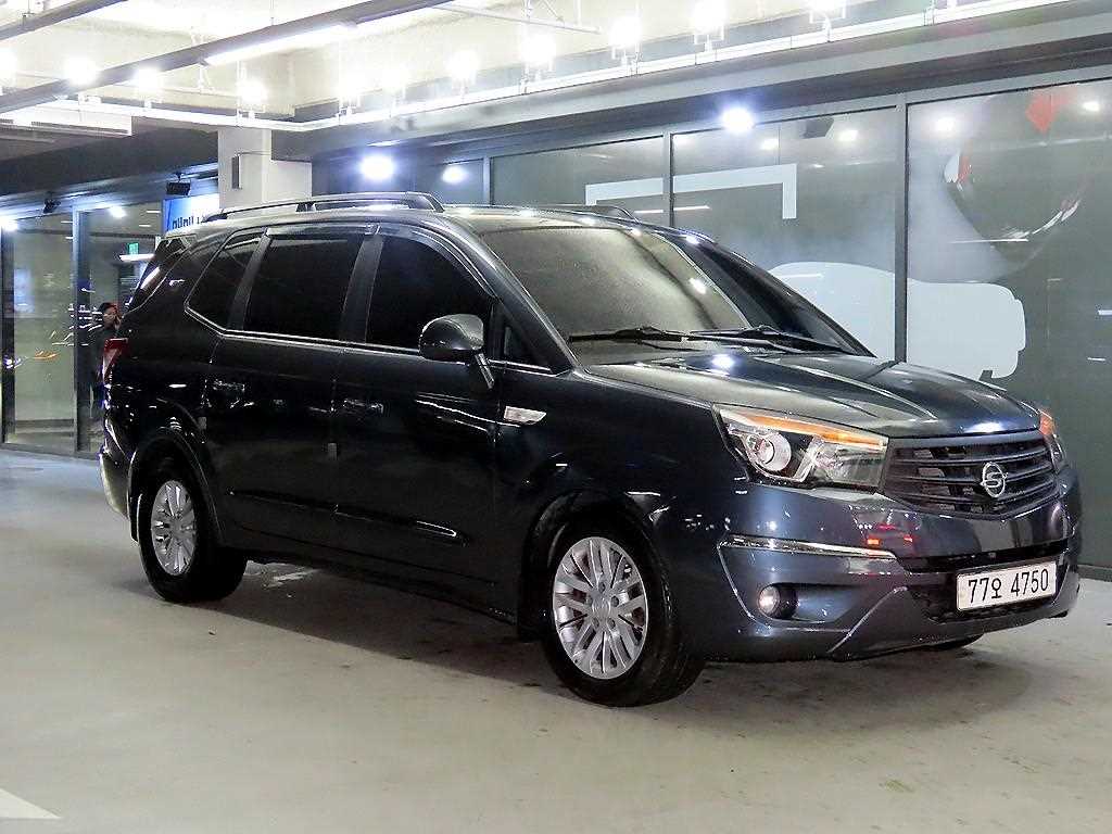 [KG모빌리티(쌍용) ]코란도투리스모 2WD GT 11인승 중고차 - 경기도 김포시 풍무동 | 비즈프로필