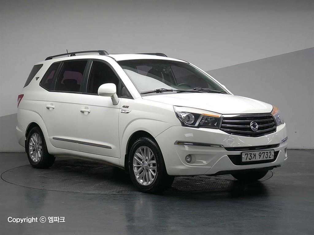 [KG모빌리티(쌍용) ]코란도투리스모 4WD GT 11인승 (11인승) 중고차 - 경기도 김포시 풍무동 | 비즈프로필