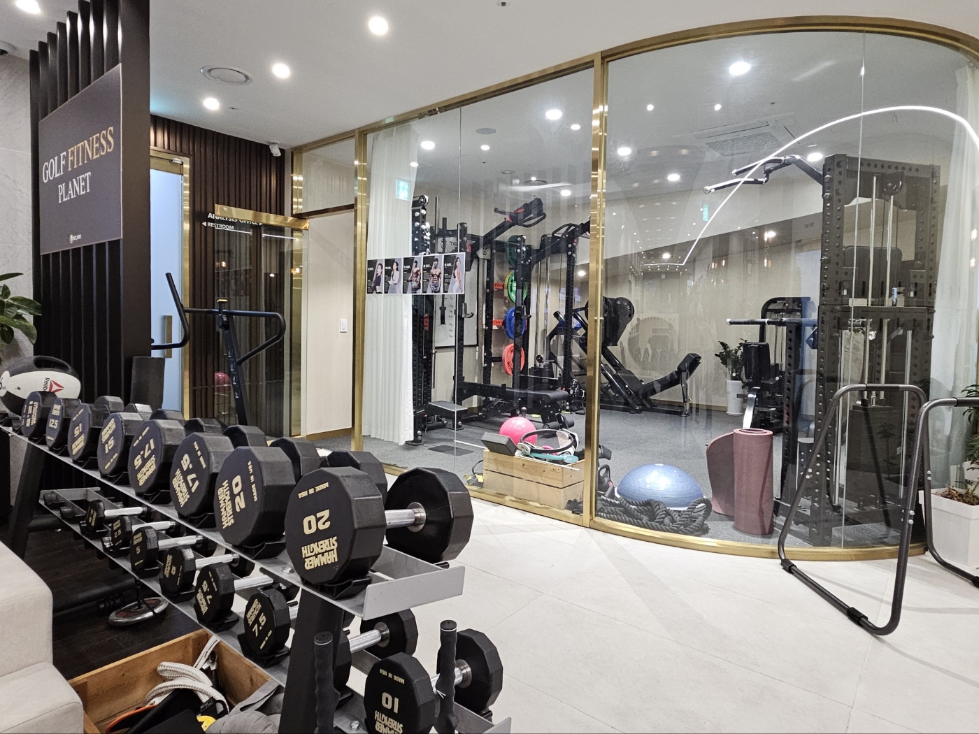 (강남역) PT & 기구 필라테스 & 바디 테라피 1회 체험권 | 서울특별시 강남구 역삼동 | 실내골프연습장 | 당근 비즈 소식