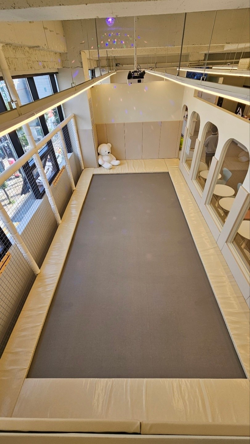 큐리키즈카페 | 동네업체