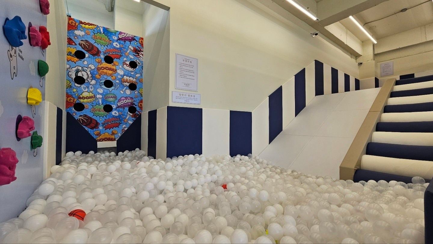 큐리키즈카페 | 동네업체