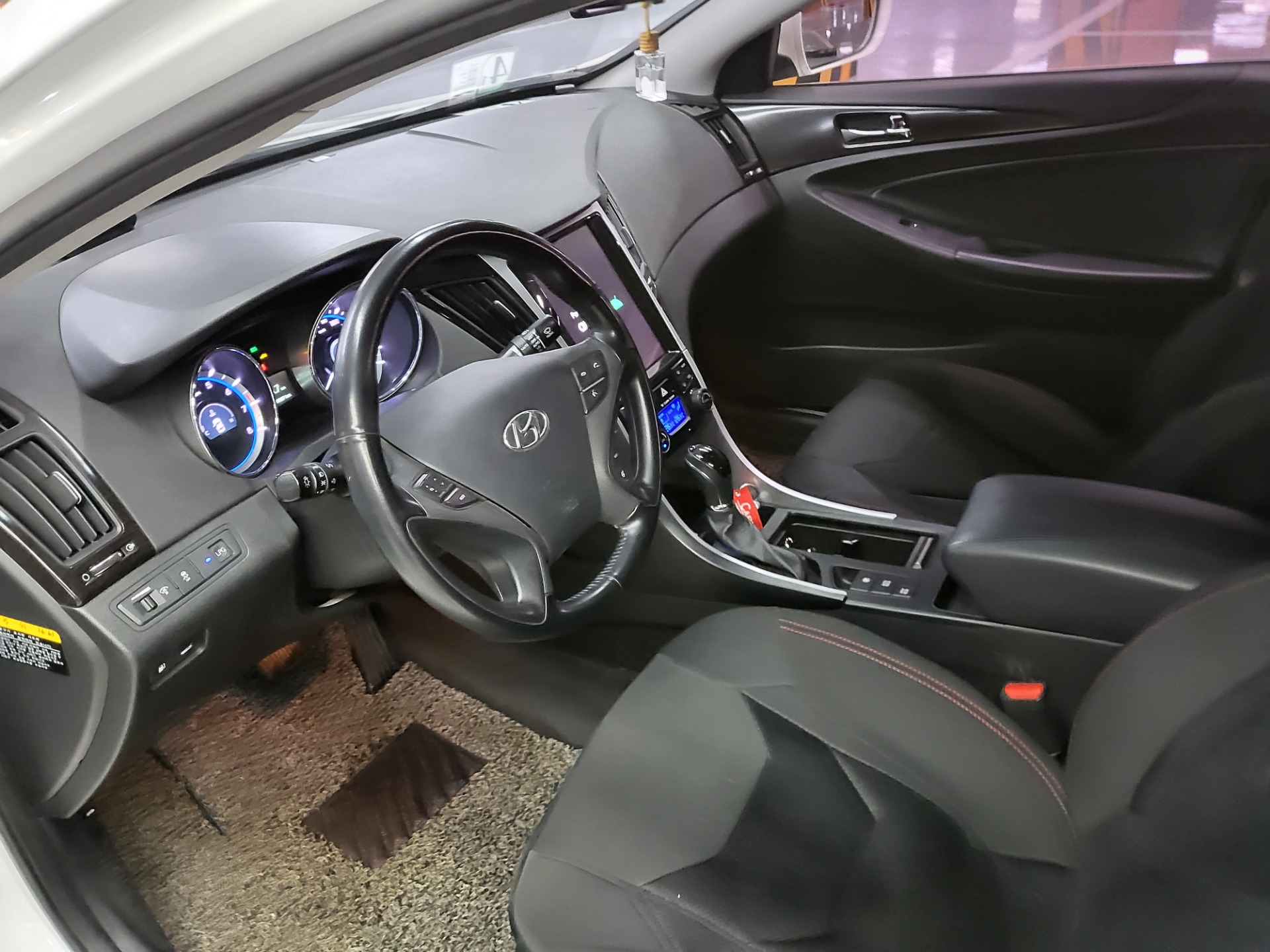 YF 쏘나타 더 브릴리언트 YF LPi 2.0 장애인 FWD 스마트 | 원당동 | 당근 중고차