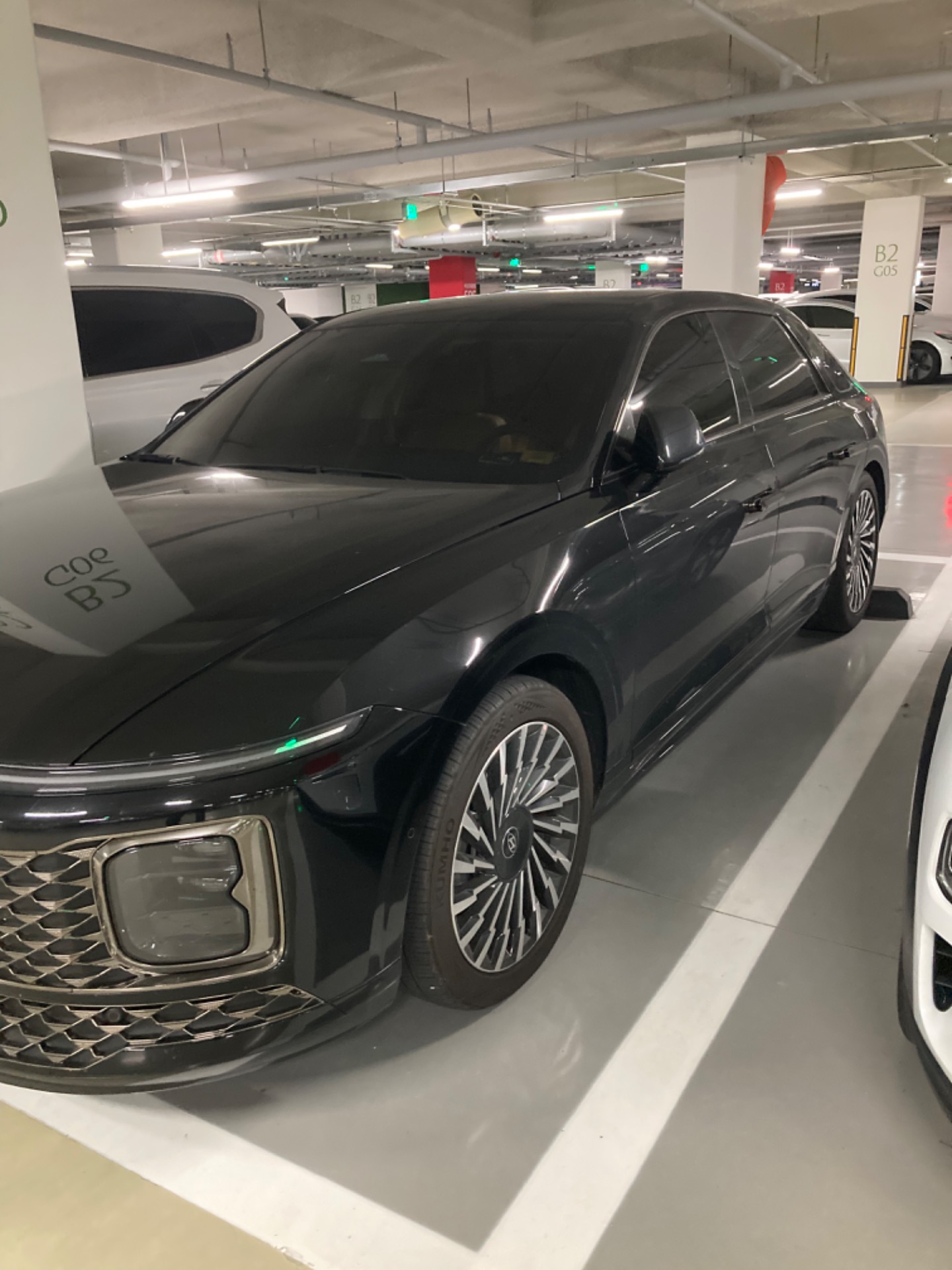 디 올 뉴 그랜저 GN7 1.6T HEV FWD 캘리그래피 | 탕정면 | 당근 중고차