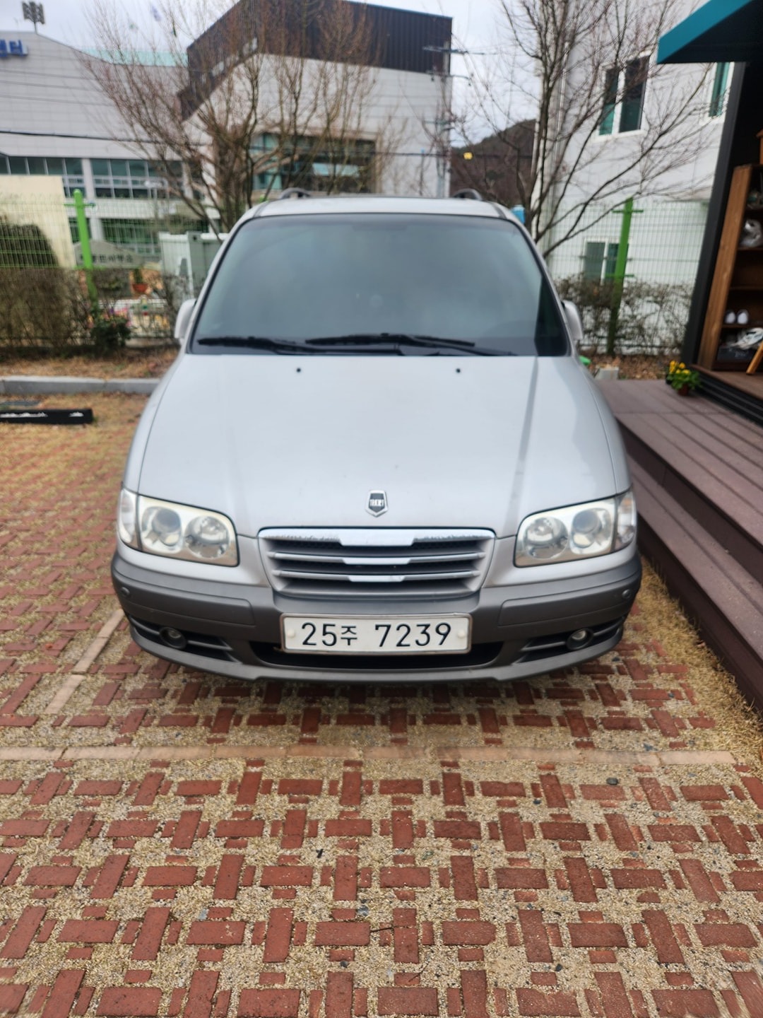 트라제 XG FO 9인승 2.0 디젤(VGT) 골드 최고급 | 장전제3동 | 당근 중고차