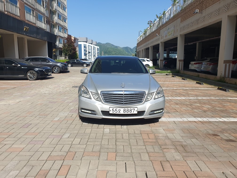 벤츠 E 클래스 W212 E300 후기형 (252마력)엘레강스