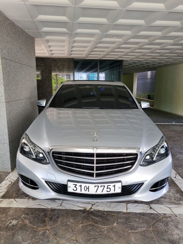 E 클래스 W212 E300 후기형 (252마력)엘레강스 | 서초4동 | 당근 중고차