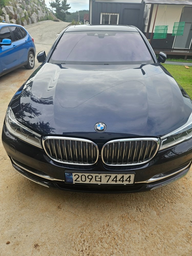 BMW 7시리즈 G11 750Li xDrive 전기형 (450마력)