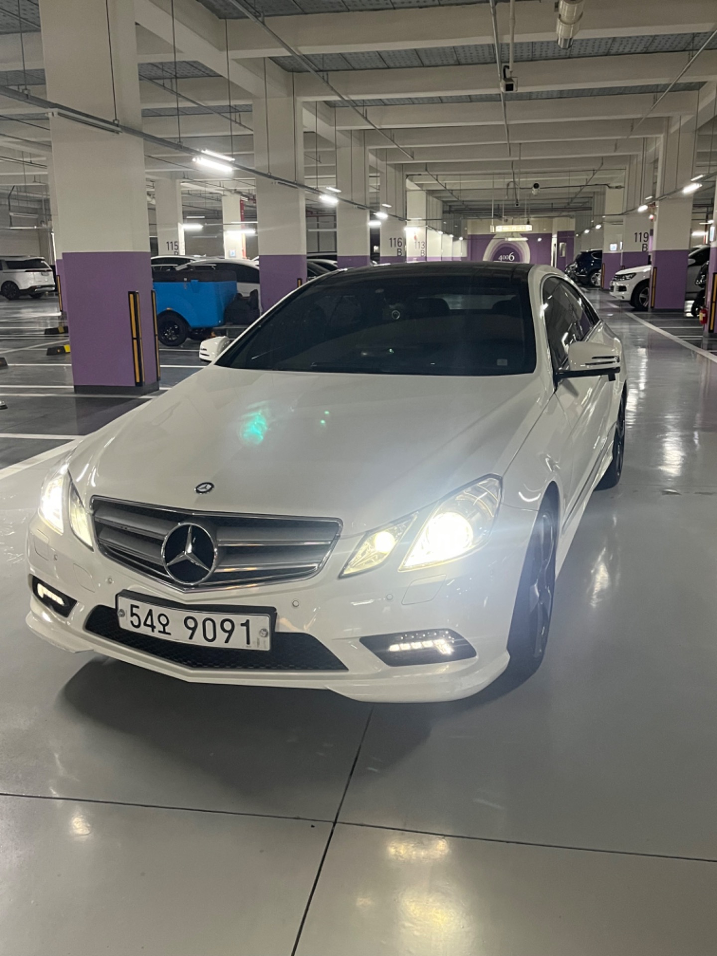 벤츠 E 클래스 W212 E350 쿠페 (272마력)
