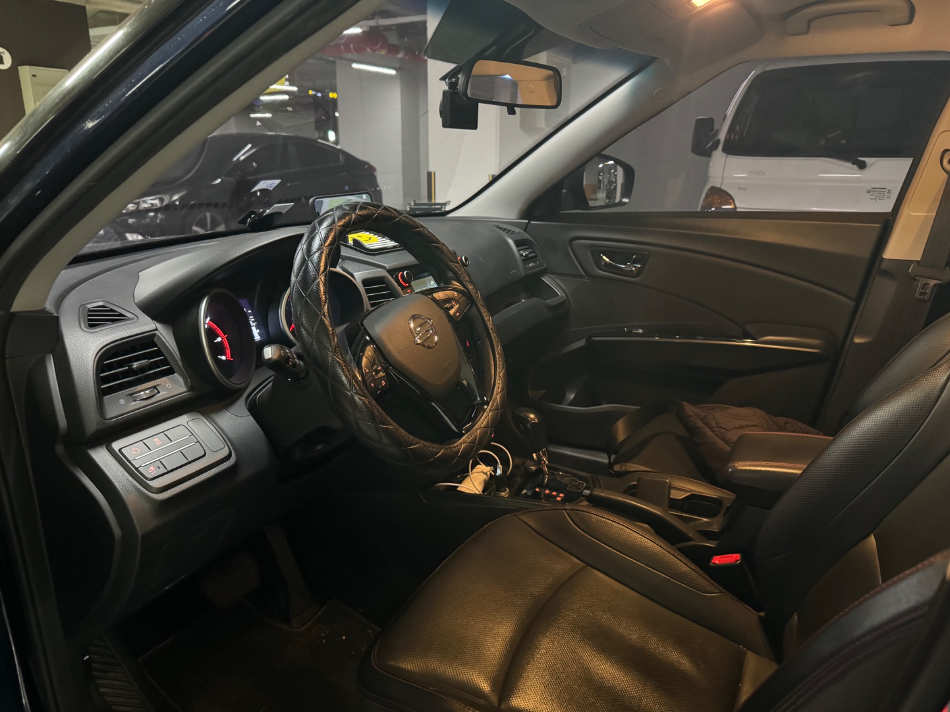 KG 모빌리티 티볼리 에어 X100 5인승(디젤 1.6) 2WD IX Plus