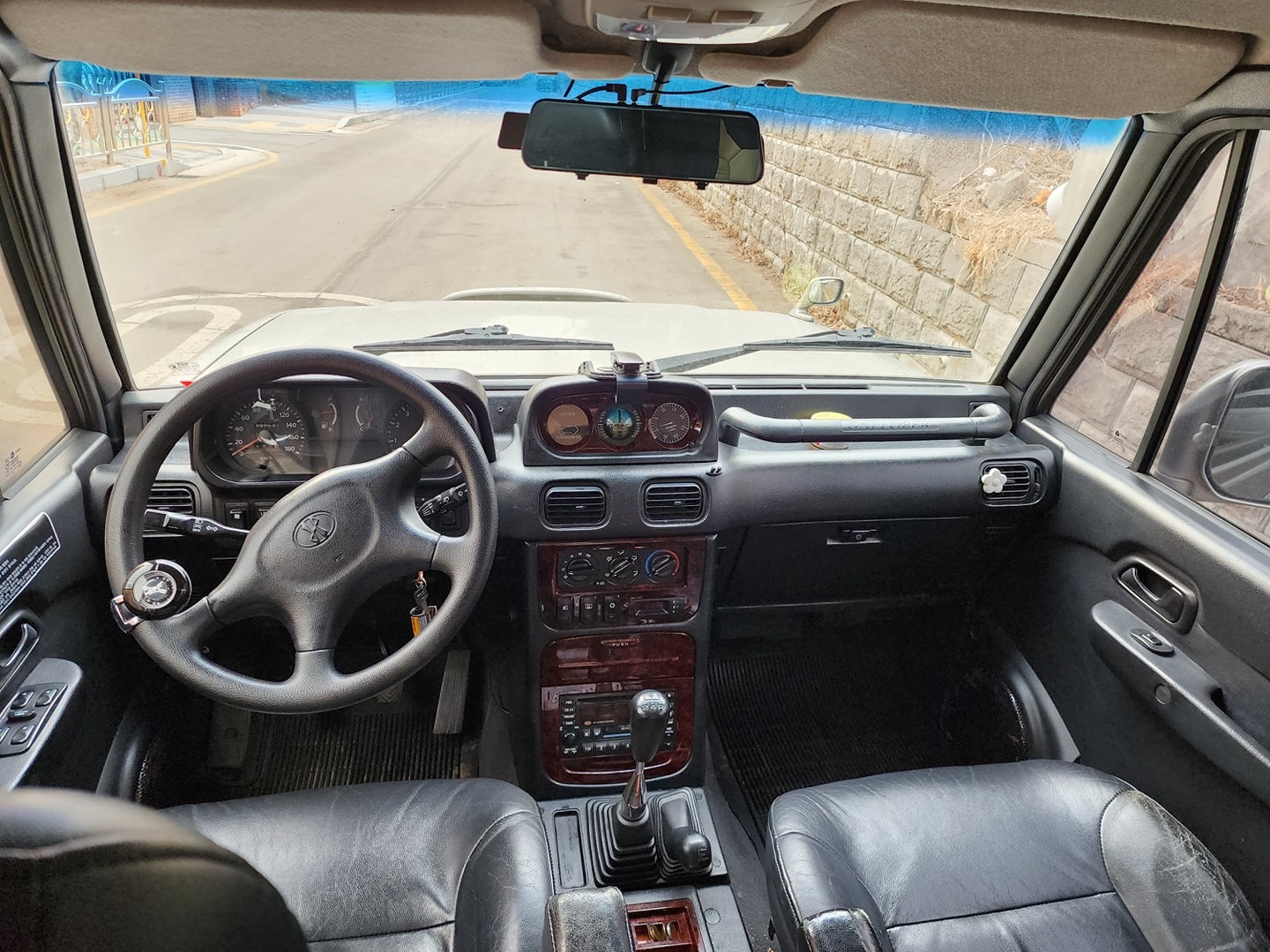 현대 갤로퍼 Ⅱ M 9인승 V6 LPG