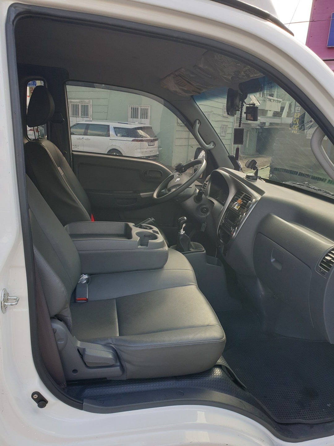 기아 봉고 Ⅲ 1톤 PU 초장축 킹캡 CRDi 디럭스/ 현민0.9톤내장탑차