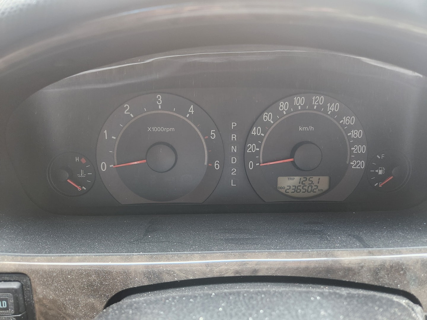 트라제 XG FO 9인승 2.0 디젤(VGT) 골드 최고급 | 장전제3동 | 당근 중고차