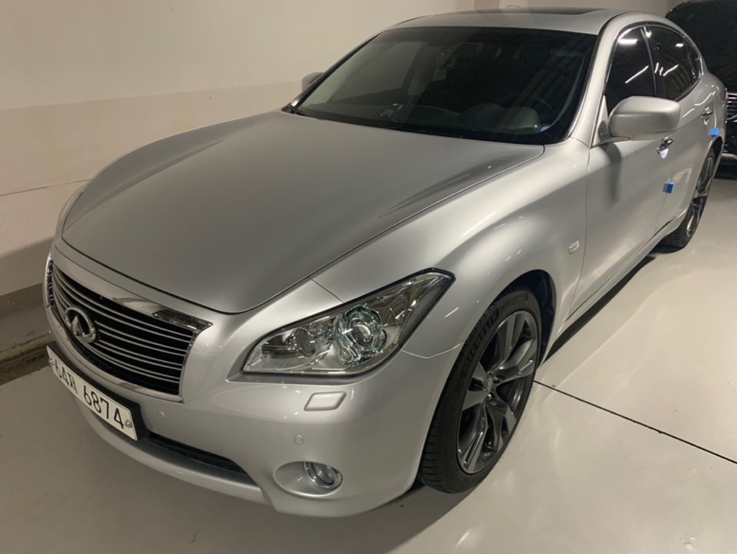 M Y51 3.7 RWD (333마력)