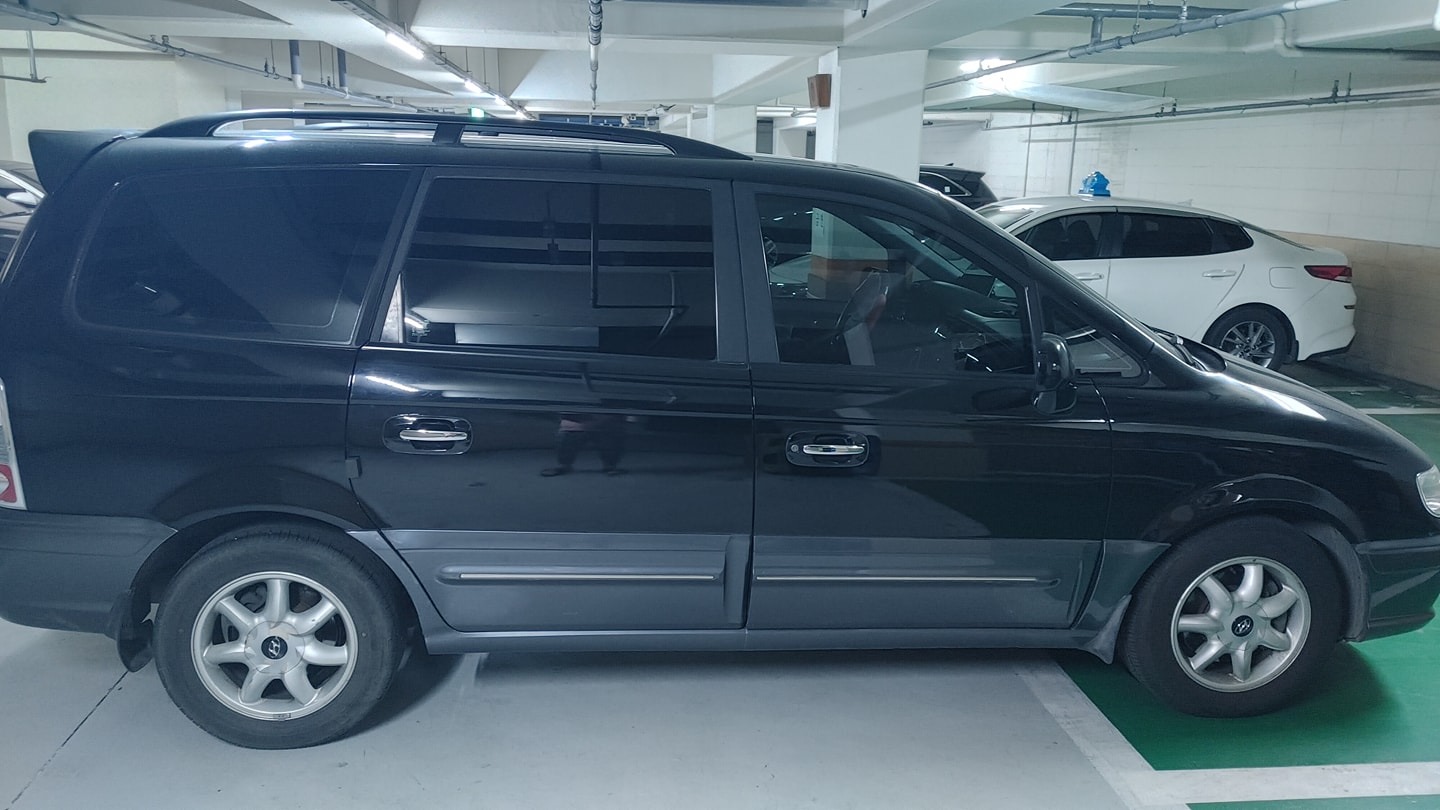 트라제 XG FO 9인승 2.0 디젤(VGT) 골드 고급 | 신월4동 | 당근 중고차