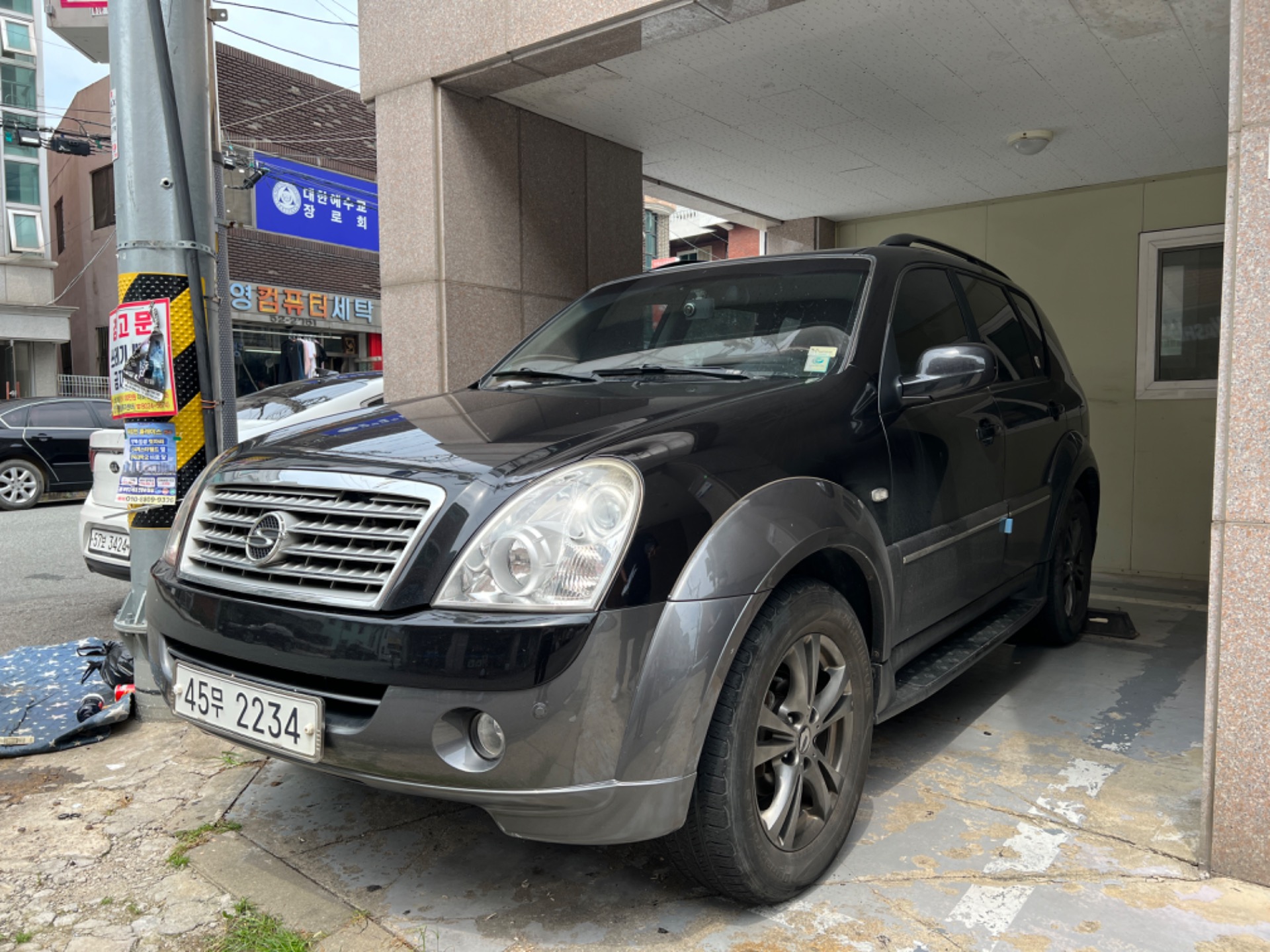 슈퍼 렉스턴 Y200 7인승(디젤 RX4) 4WD 브라운에디션 | 합정동 | 당근 중고차