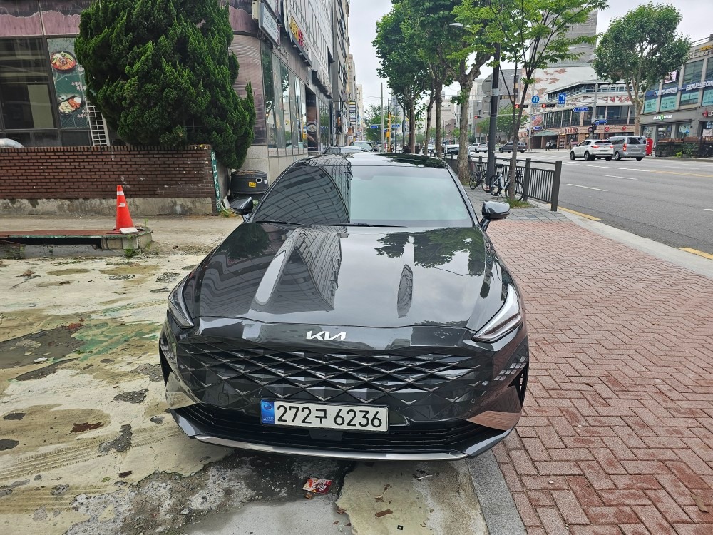 기아 K8 GL3 1.6T HEV FWD 시그니처