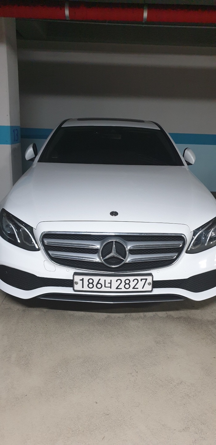 벤츠 E 클래스 W213 E200 전기형 (211마력)아방가르드