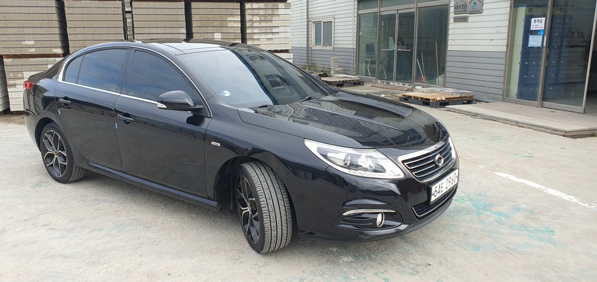 르노코리아 뉴 SM5 플래티넘 L43 1.6 TCe 기본모델