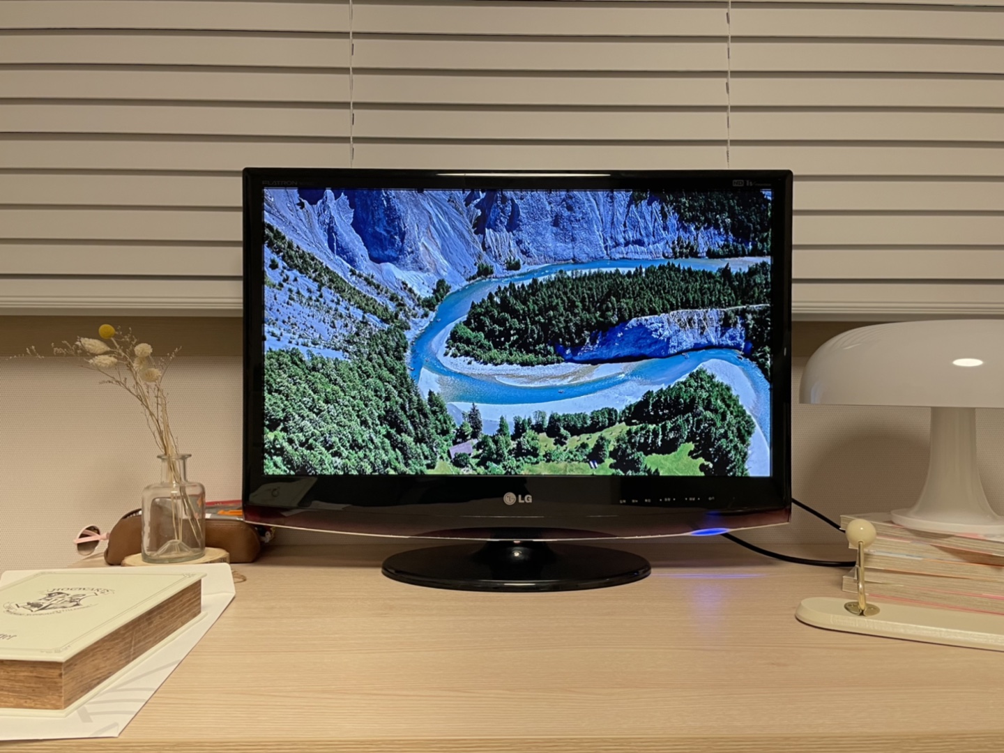 LG 2010년형 LCD TV모... | 당근 중고거래