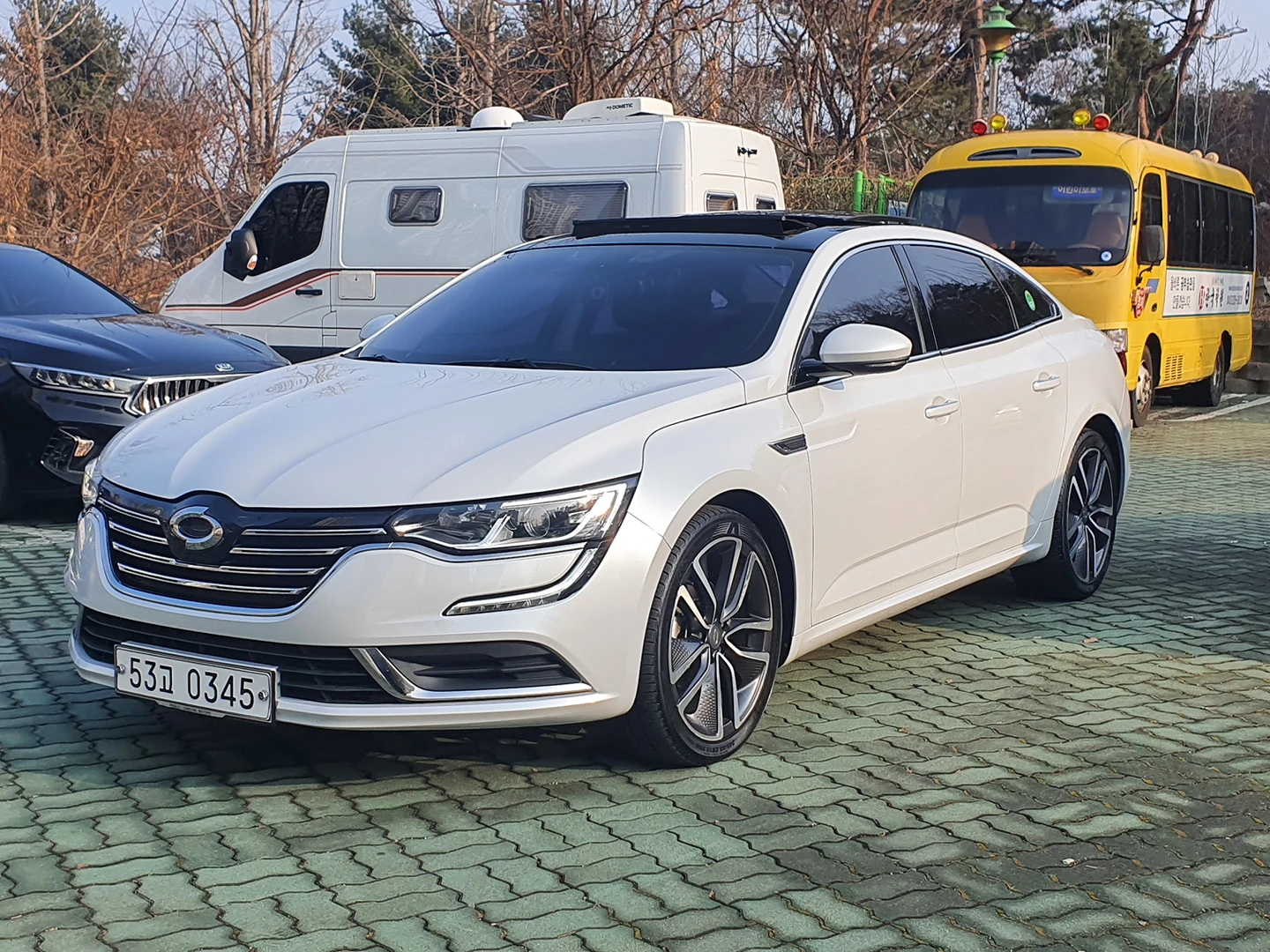 SM6 1.5 dci 디젤 16년11월등록 3만5천km - 충청북도 청주시 청원구 율량동 | 비즈프로필