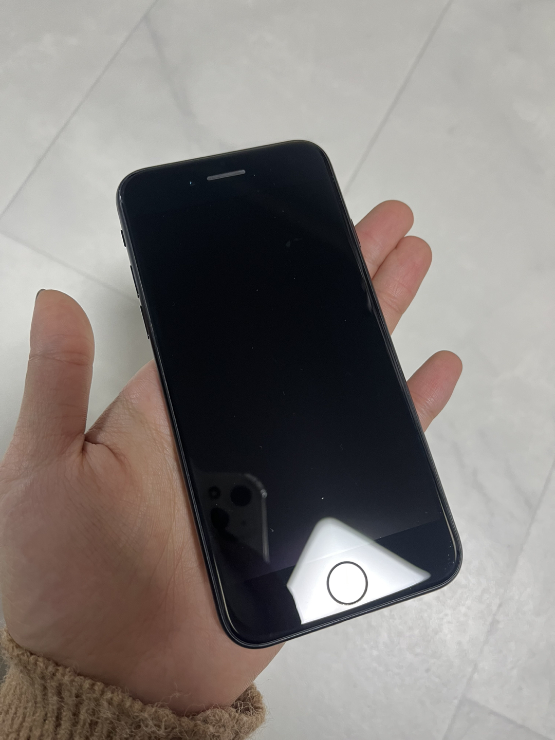 아이폰 Se2 128g | 당근 중고거래