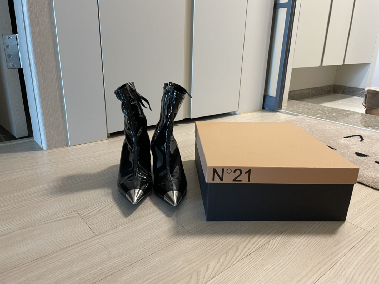 N21 앵글부츠 | 당근 중고거래