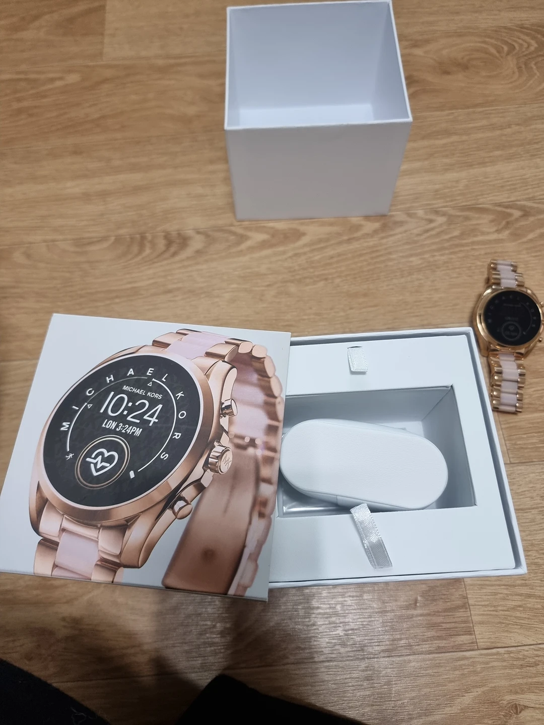 마이클코어스 여성 스마트워치 판... | 당근 중고거래