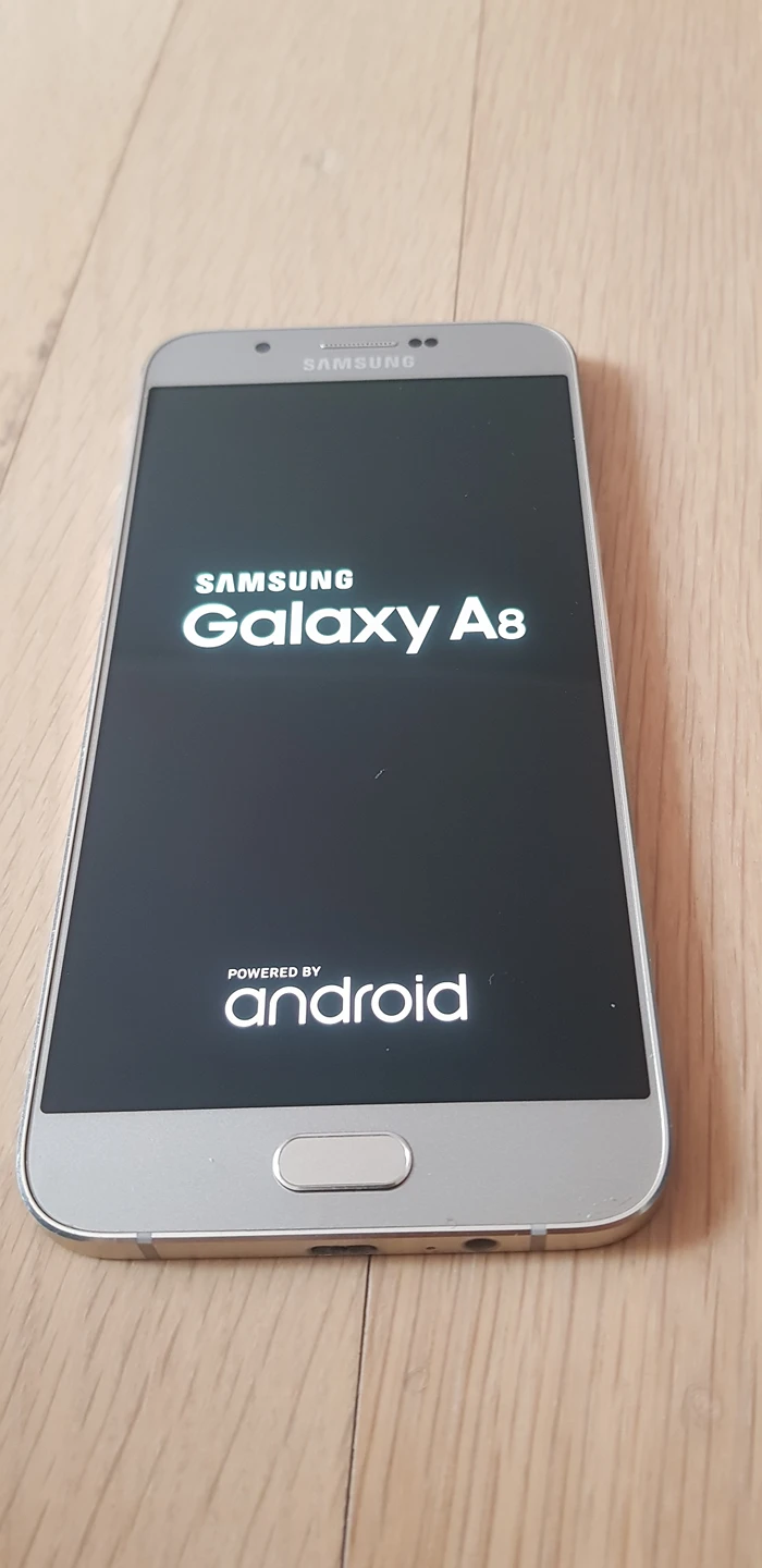 갤럭시 A8(SM-A800S) A급 | 당근마켓 중고거래