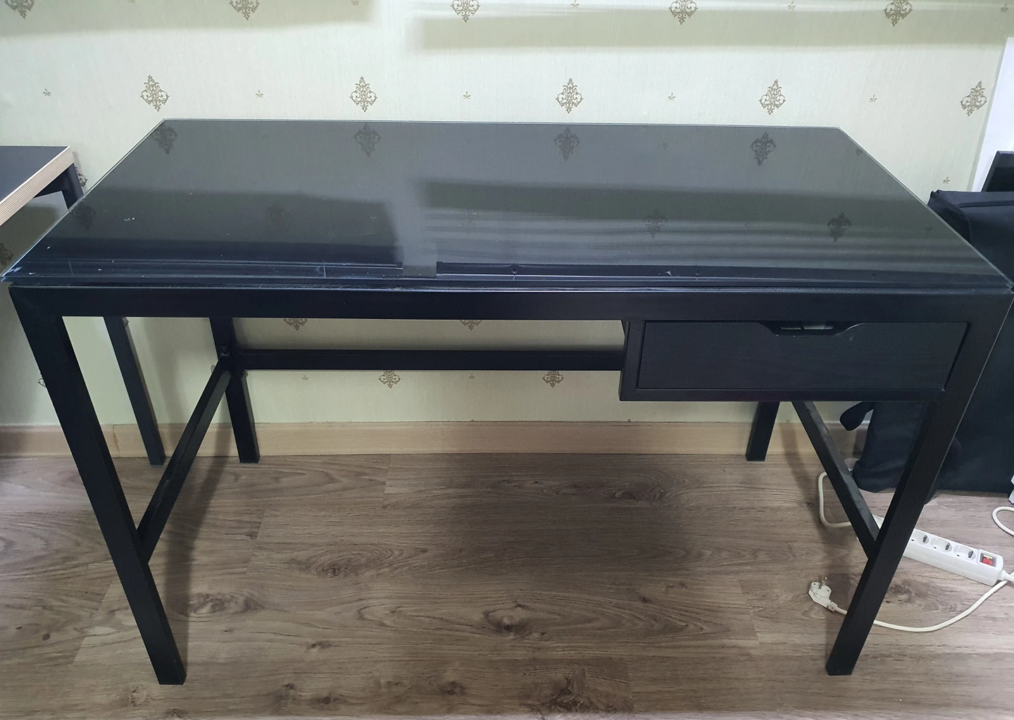 강화유리 철제 책상 | 당근마켓 중고거래