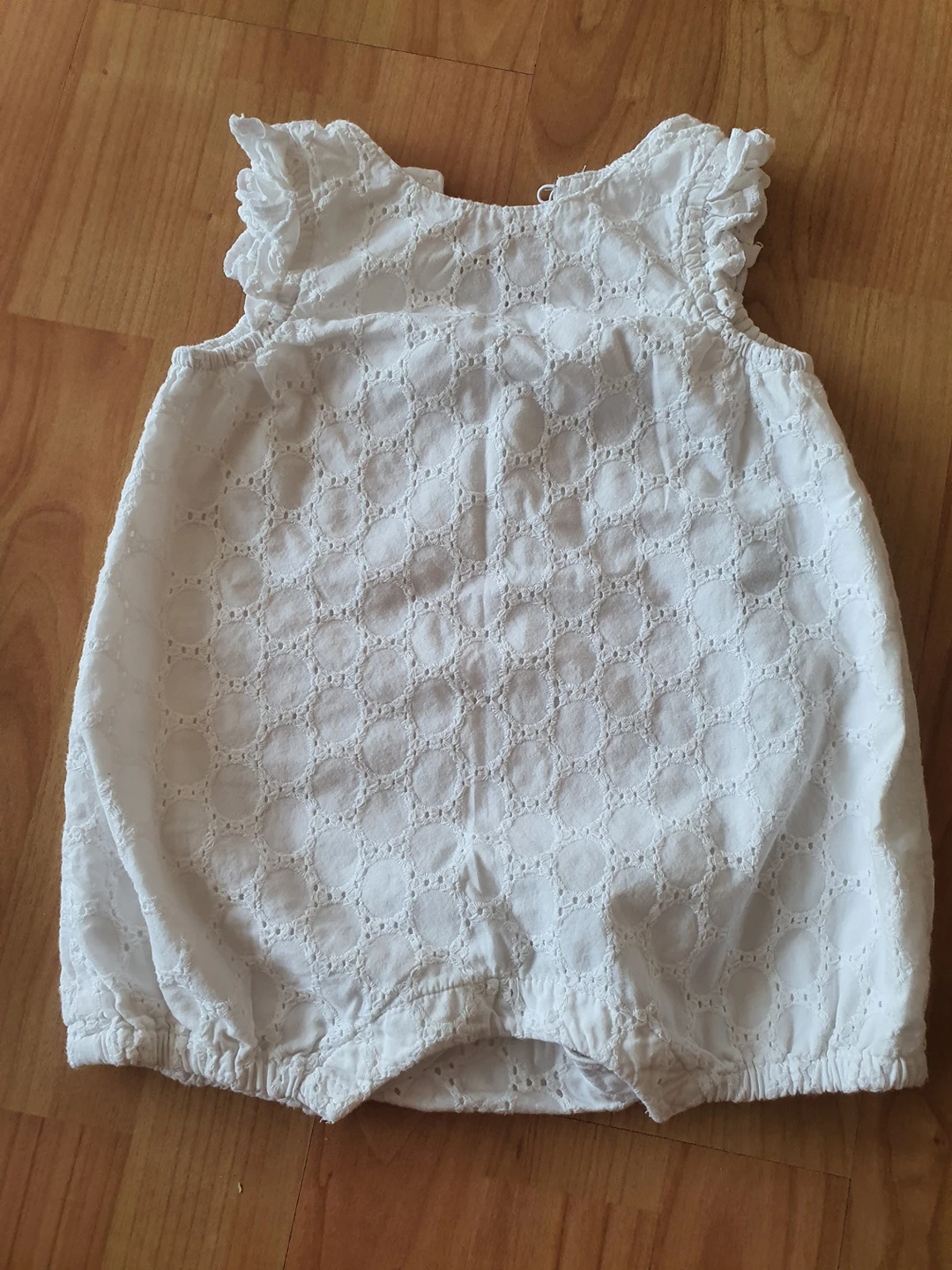 레이스 롬퍼 (H&M 4-6M) | 당근 중고거래