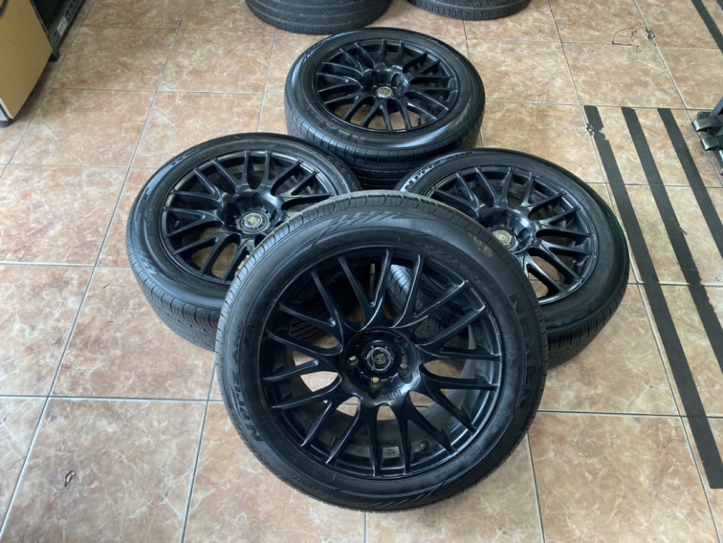 17인치 휠타이어 팝니다(쏘나타... | 당근 중고거래