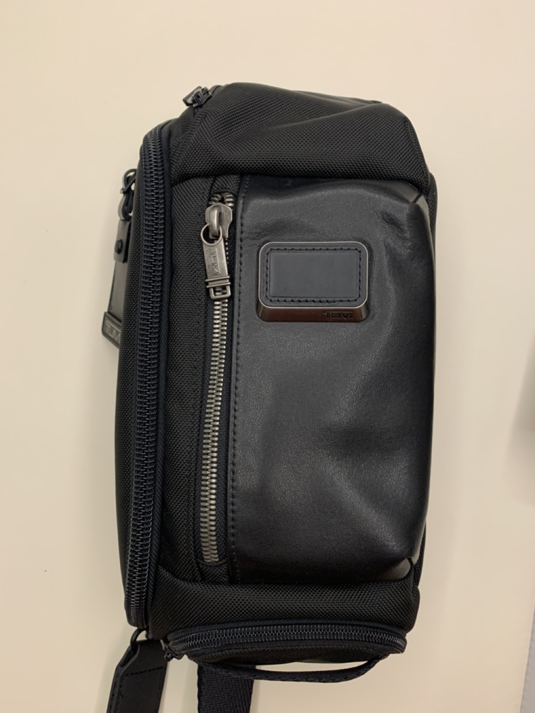 투미 슬링백 | 당근 중고거래