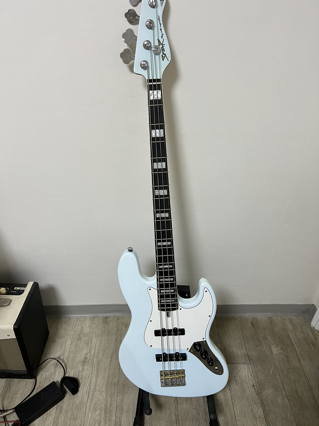 Saj 250p 베이스기타 | 당근 중고거래