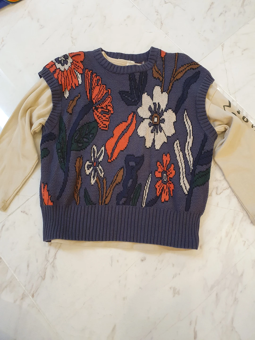 리미떼두두M 니트조끼+티셔츠세트 | 당근 중고거래