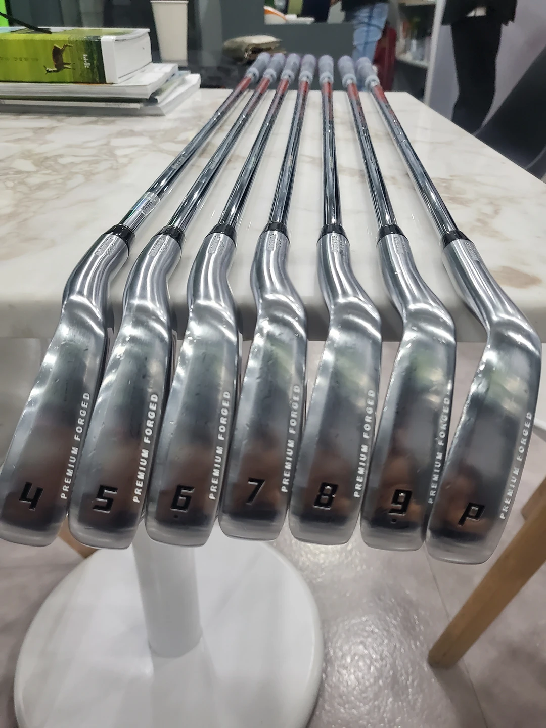 V300 7 p~4 모두스105... | 당근 중고거래