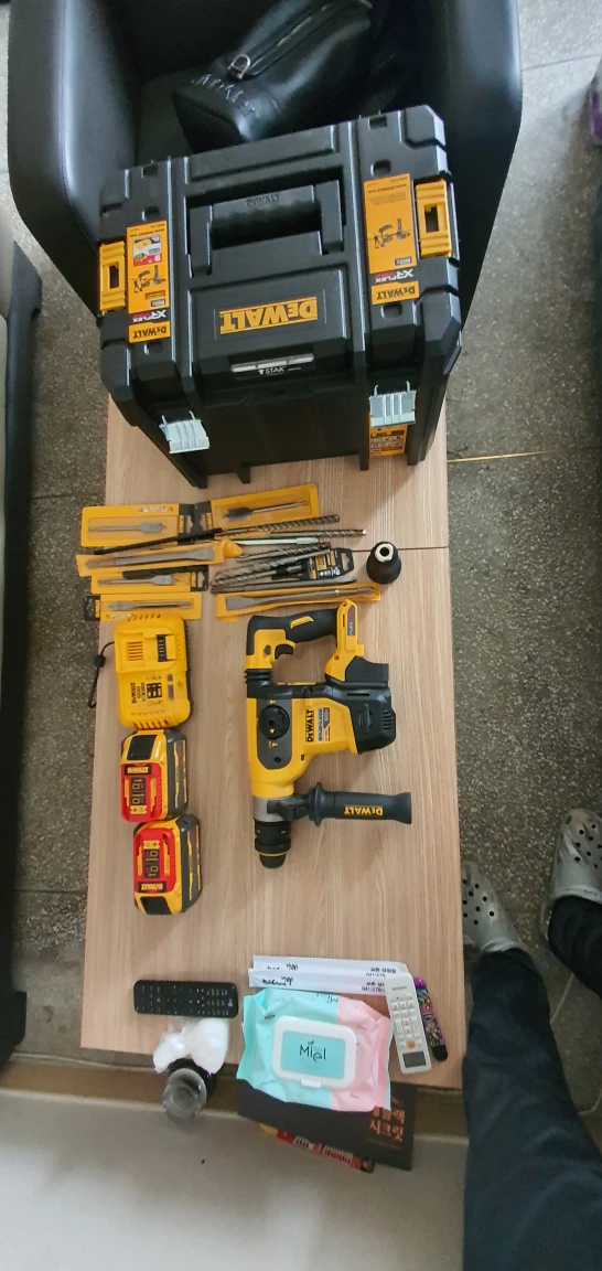 디월트dch417 함마드릴 | 당근 중고거래