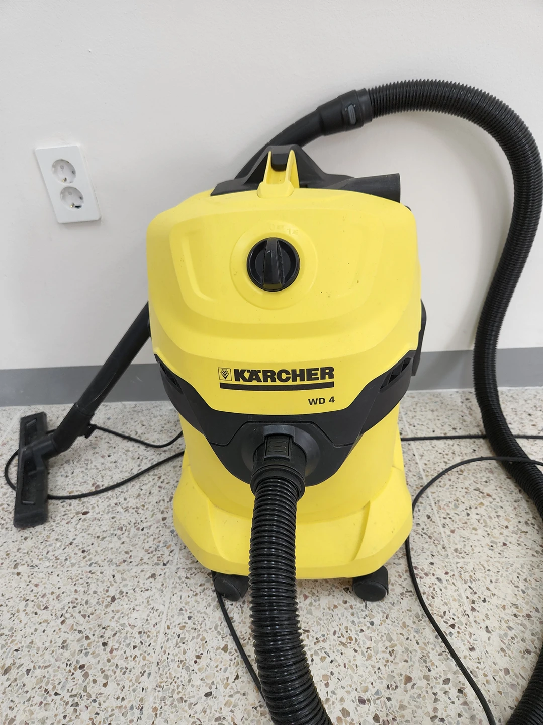 카처 청소기 wd4 | 당근 중고거래