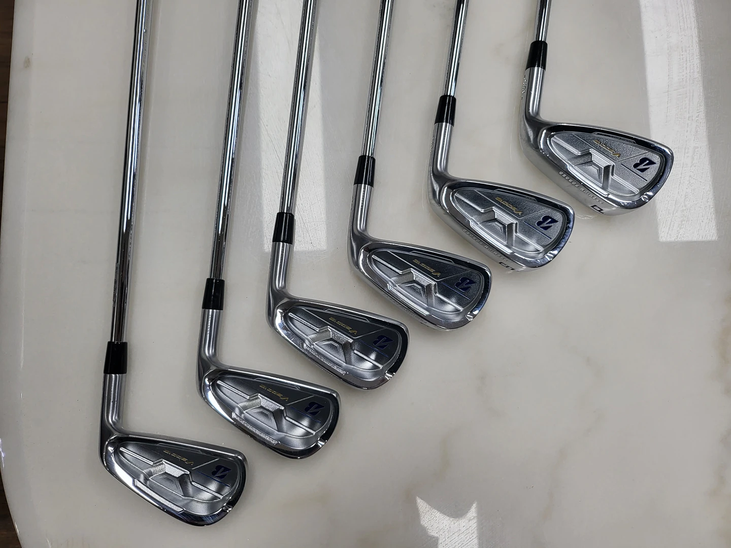 투어스테이지 v300 8 6아... | 당근 중고거래