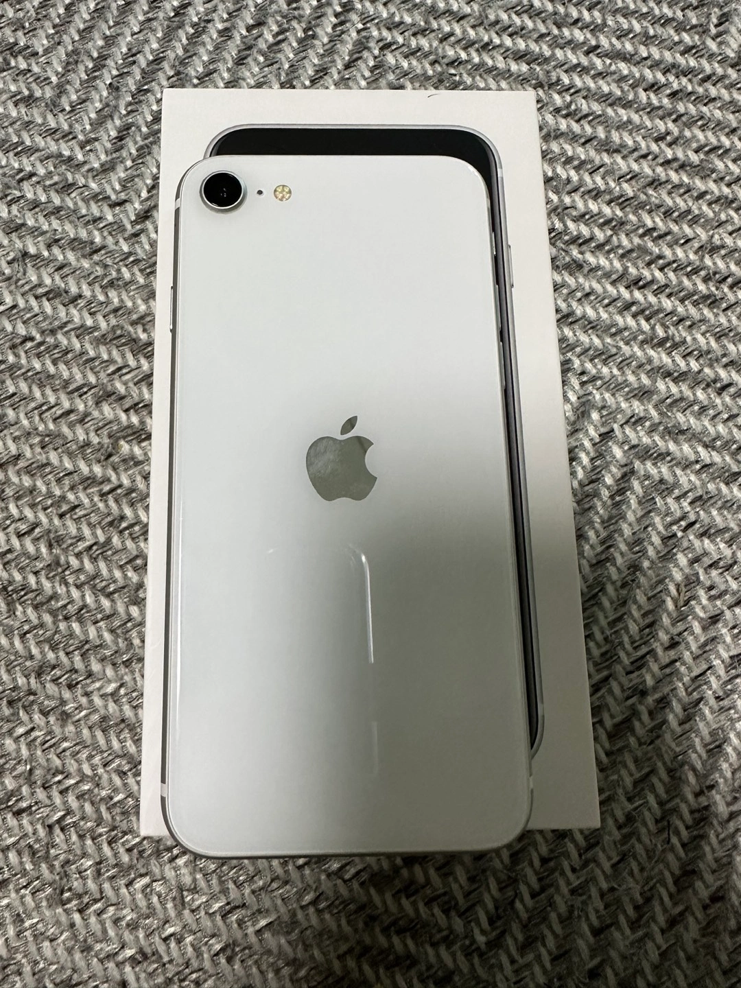 아이폰 se2 128기가 | 당근 중고거래