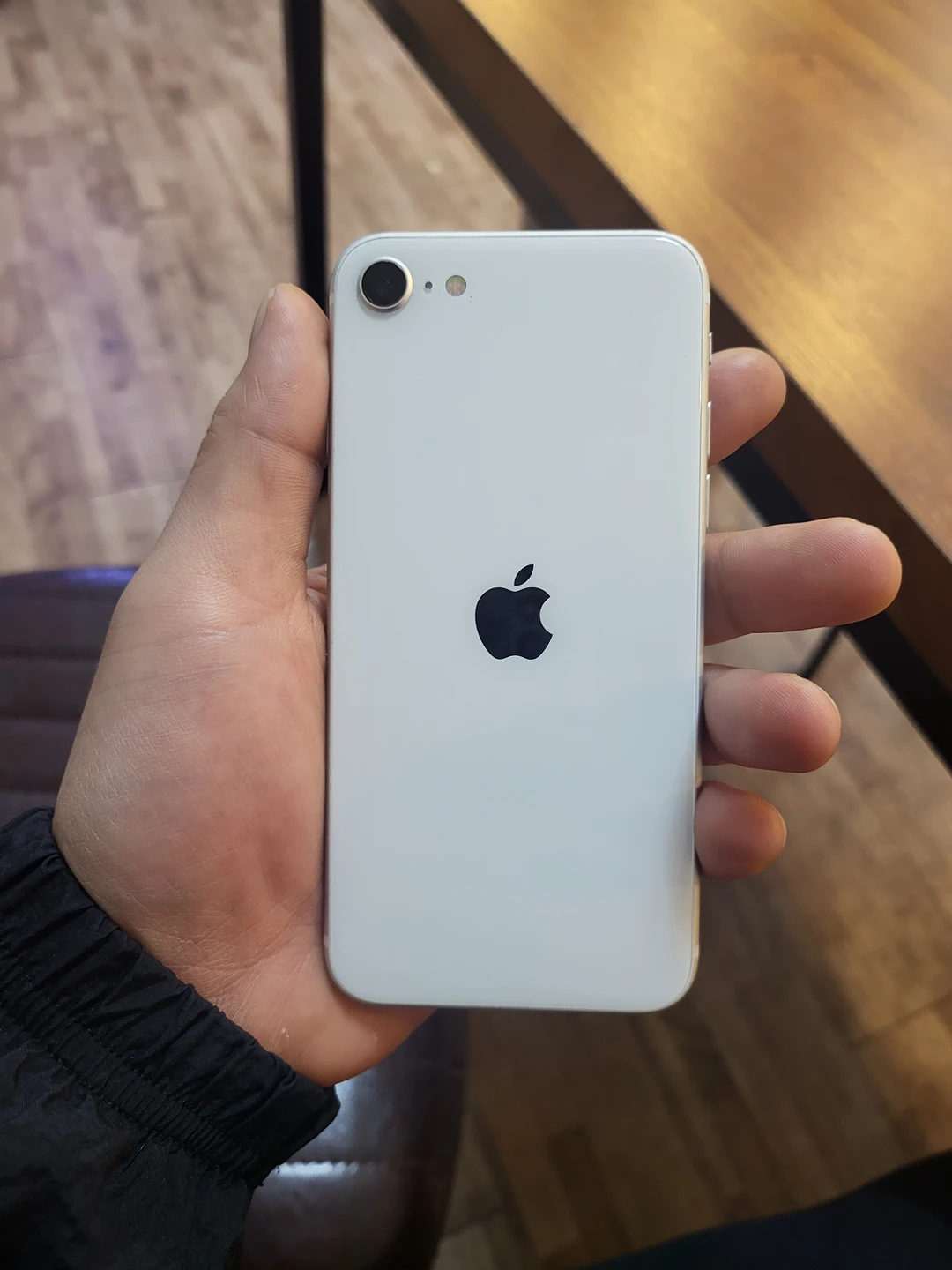 아이폰se2 128g | 당근 중고거래