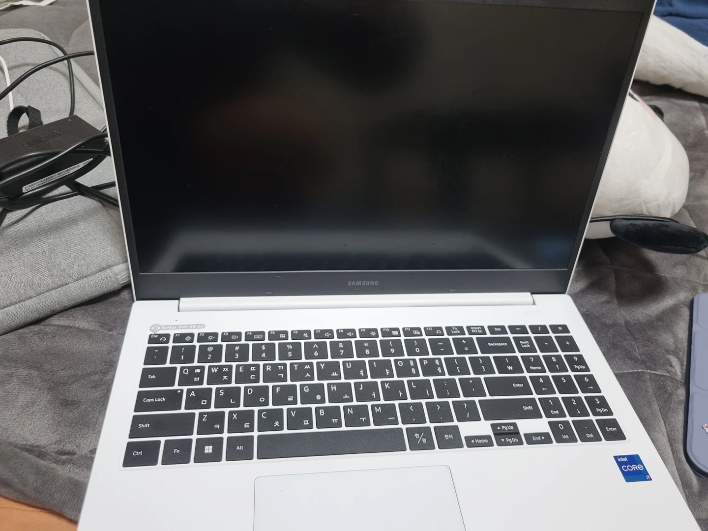 삼성노트북 플러스2 NT550X... | 당근 중고거래