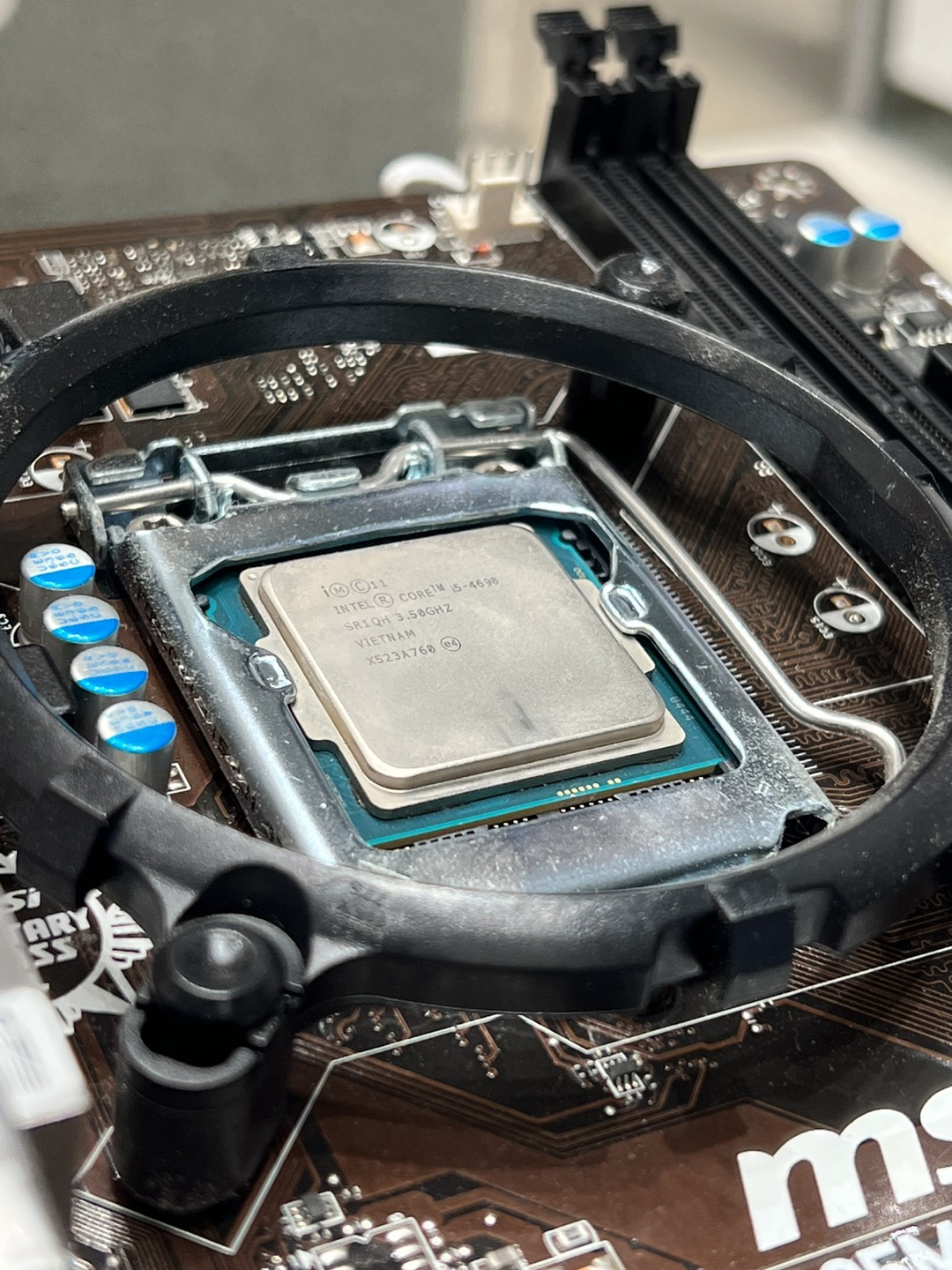 인텔 i5-4690 CPU팝니다... | 당근 중고거래