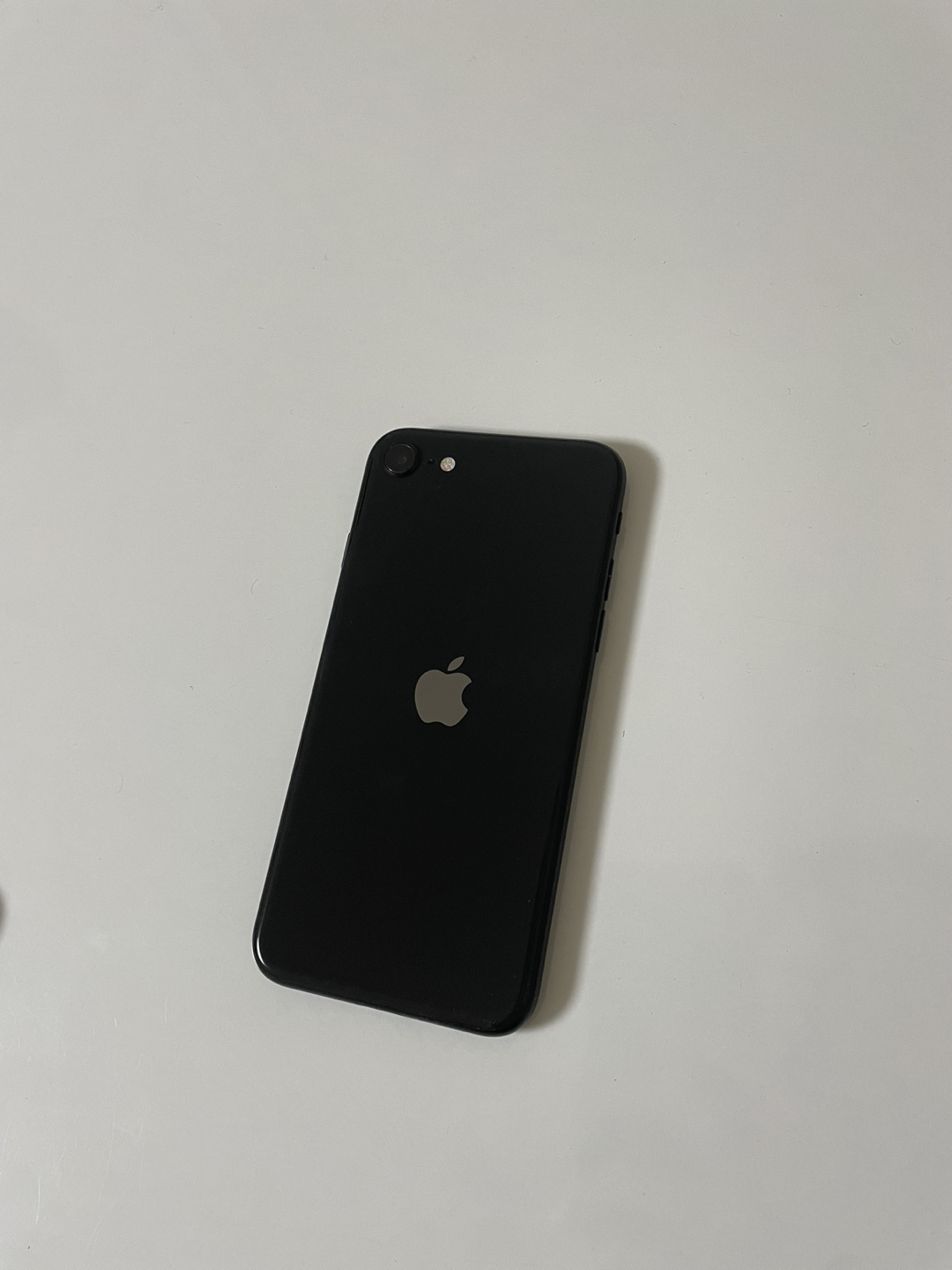 아이폰SE2 128G 배터리99 | 당근 중고거래