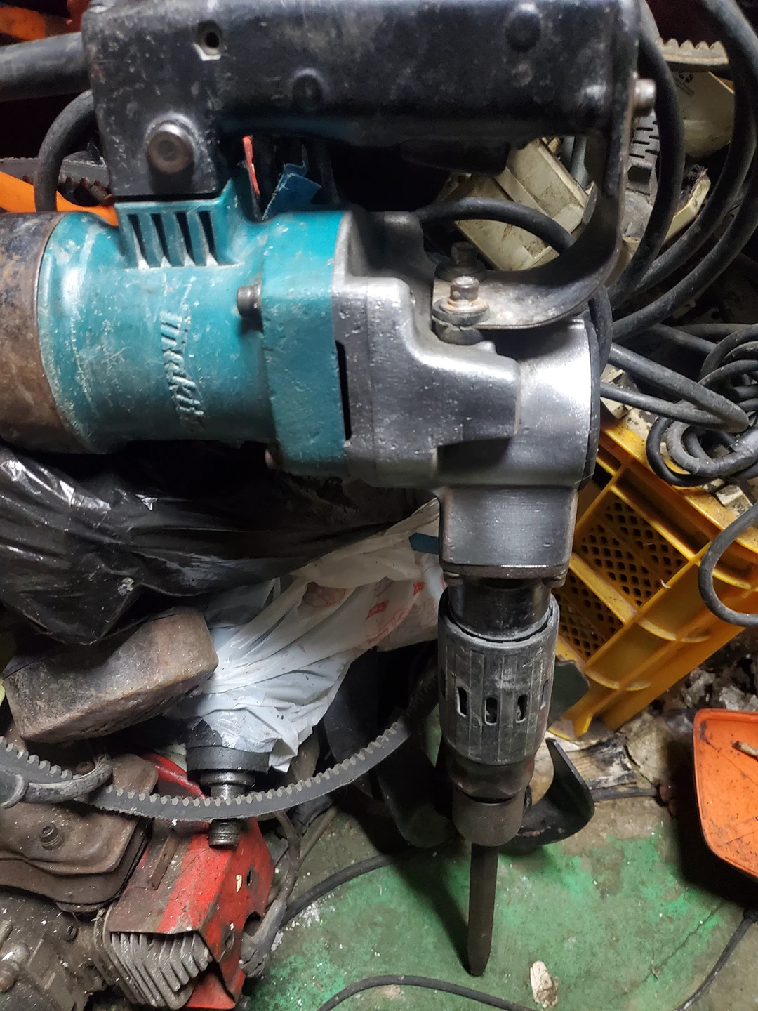 마끼다 0810 | 당근 중고거래