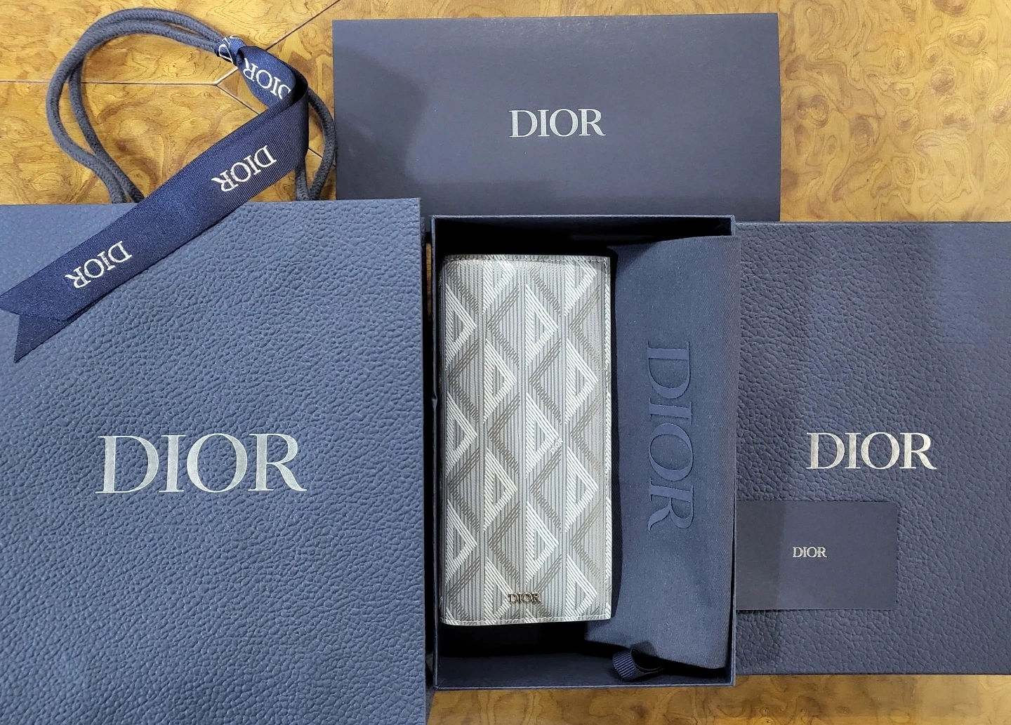 (정품) 디올(DIOR) 202... | 당근 중고거래