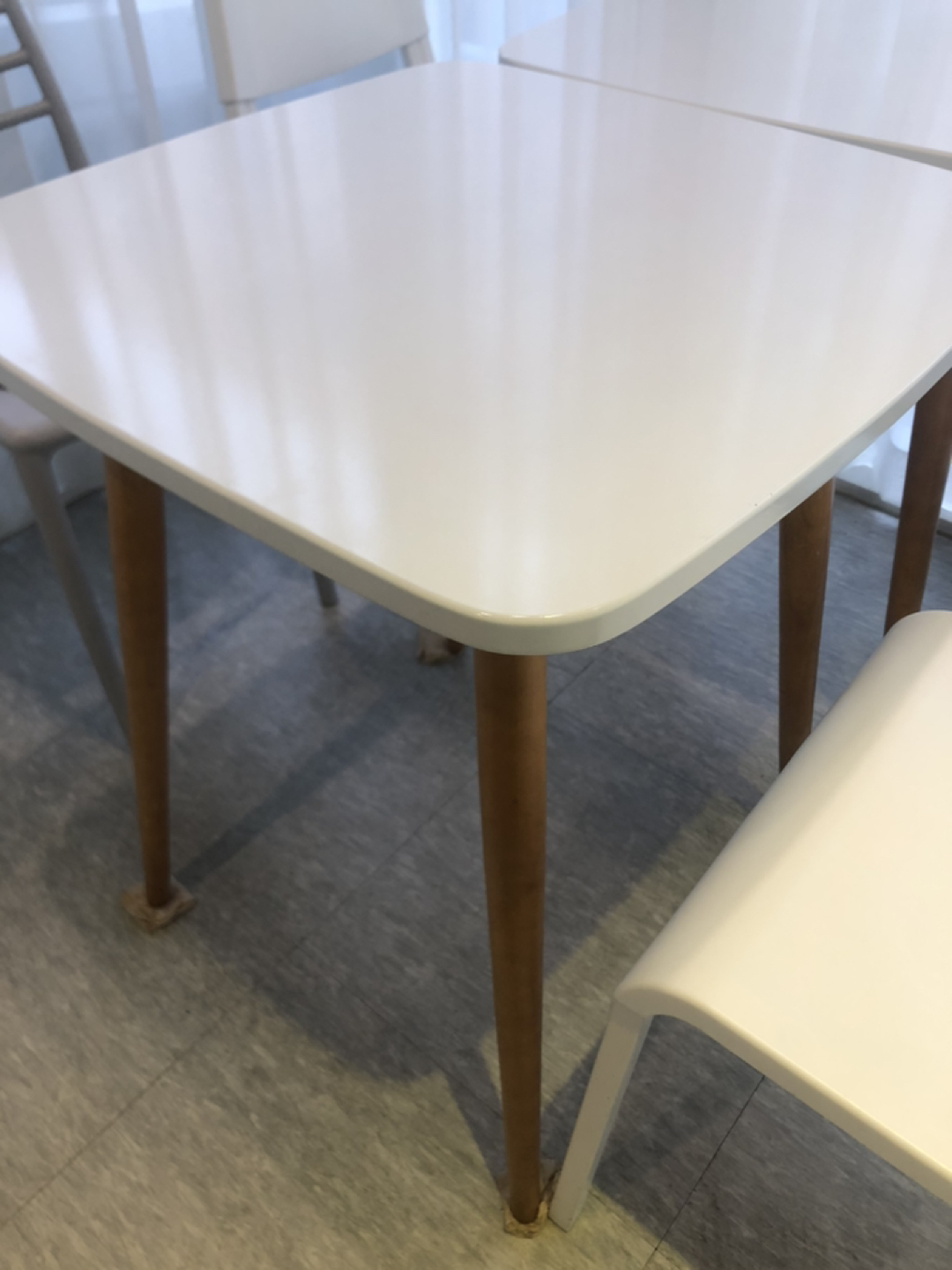 카페 2인테이블(의자x) 4개 ... | 당근 중고거래