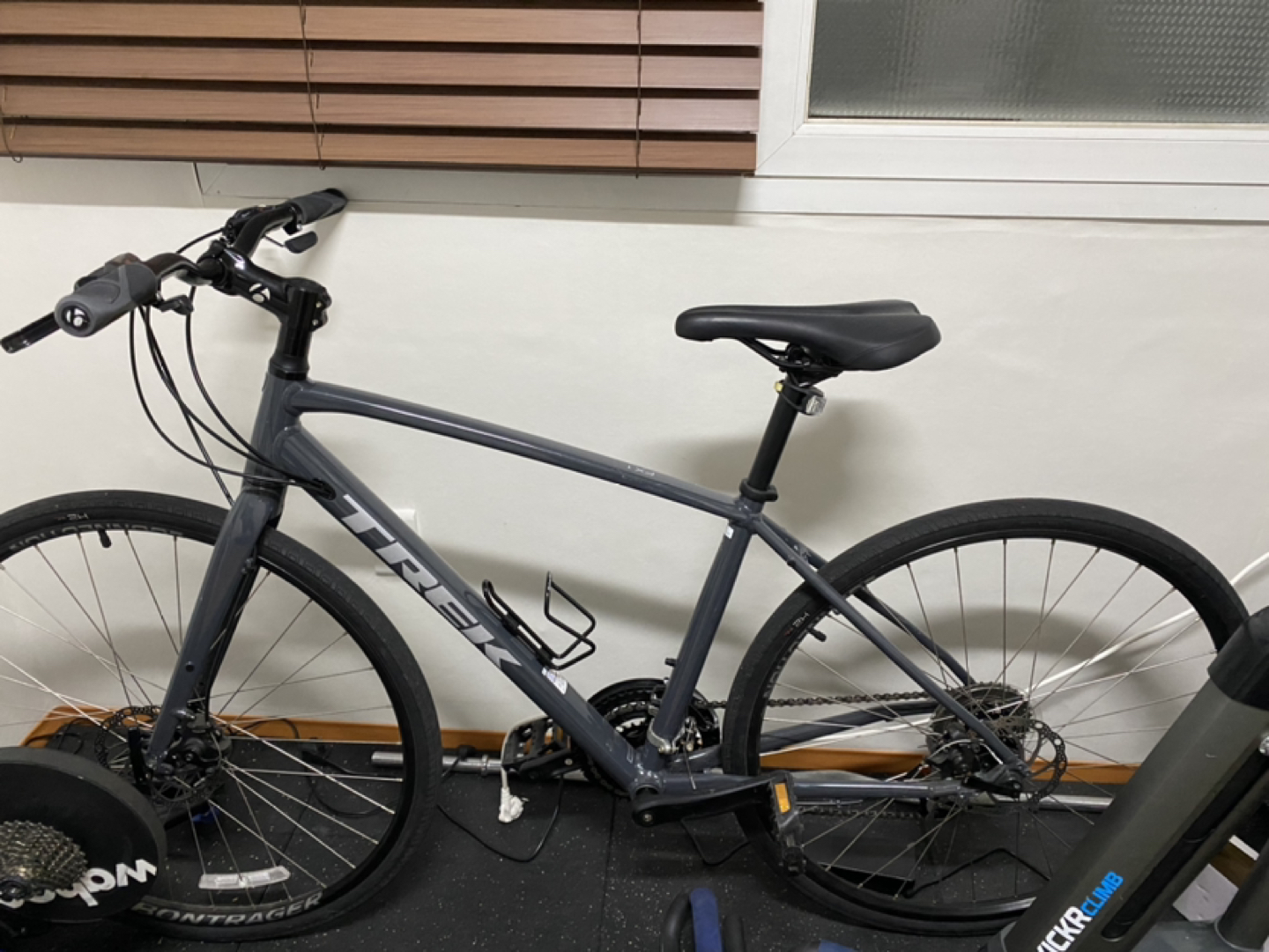 트랙 FX1 하이브리드 | 당근 중고거래