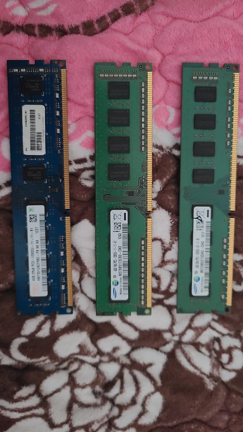 Ddr3 4gb 3개에2만원입니다 | 당근 중고거래