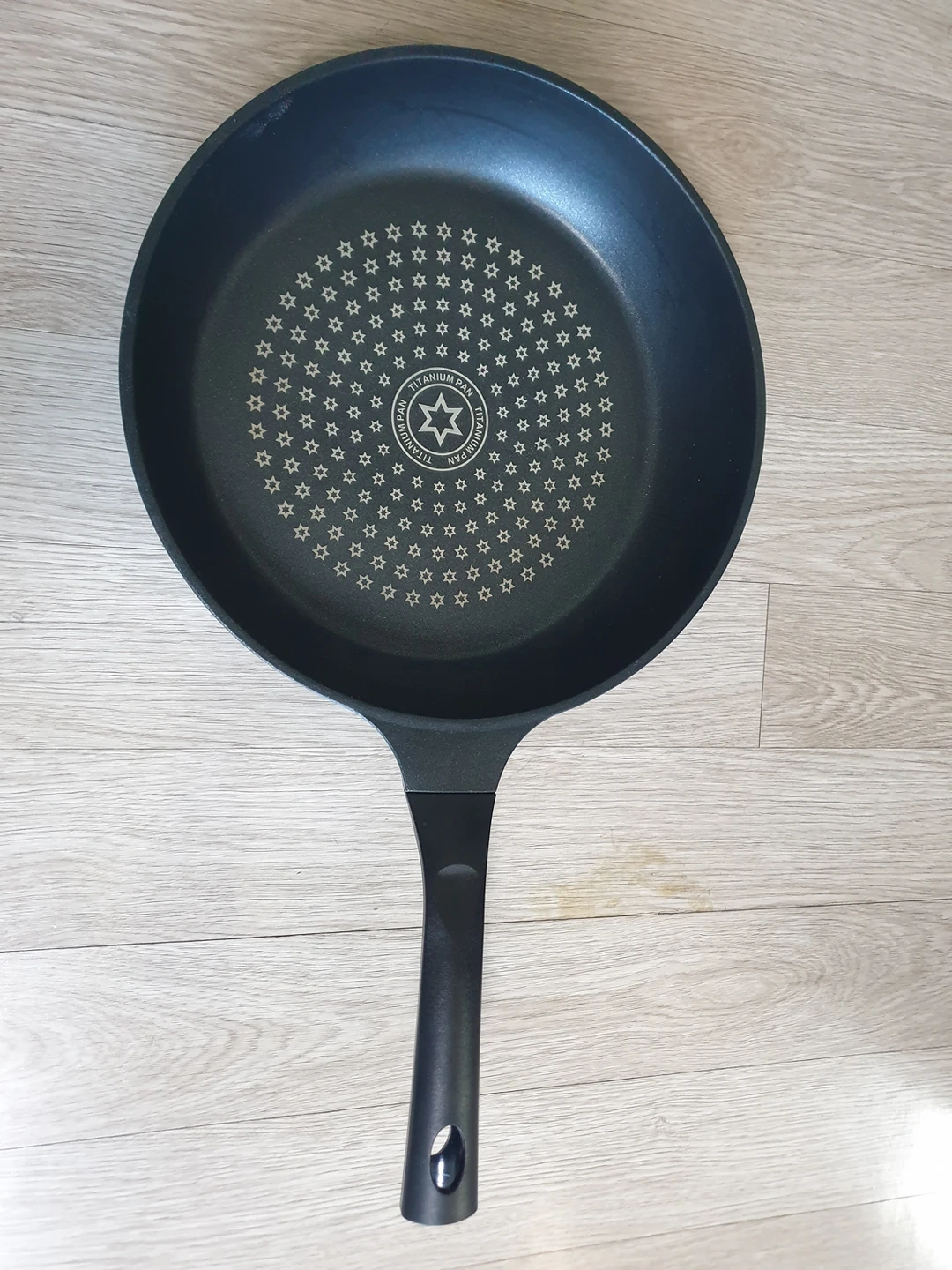 후라이팬28cm새상품 | 당근 중고거래