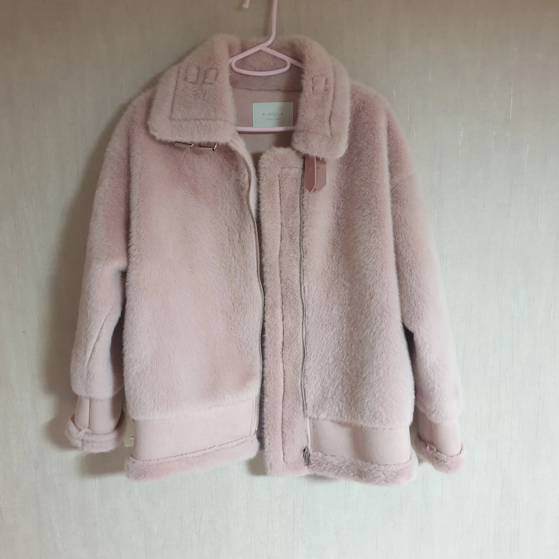 핑크 무스탕 당근 중고거래